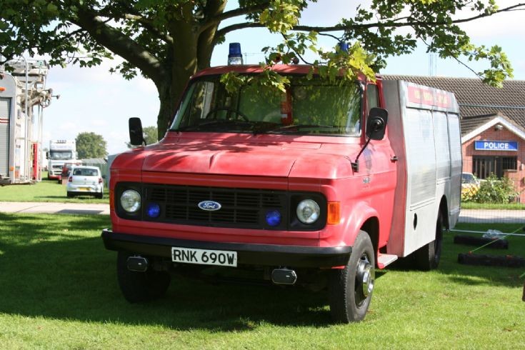 Fire Engines Photos - Ford A series Fire engine RNK690W