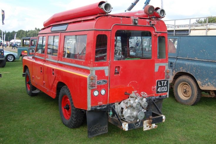 Fire Engines Photos - Land Rover LTX 410D back