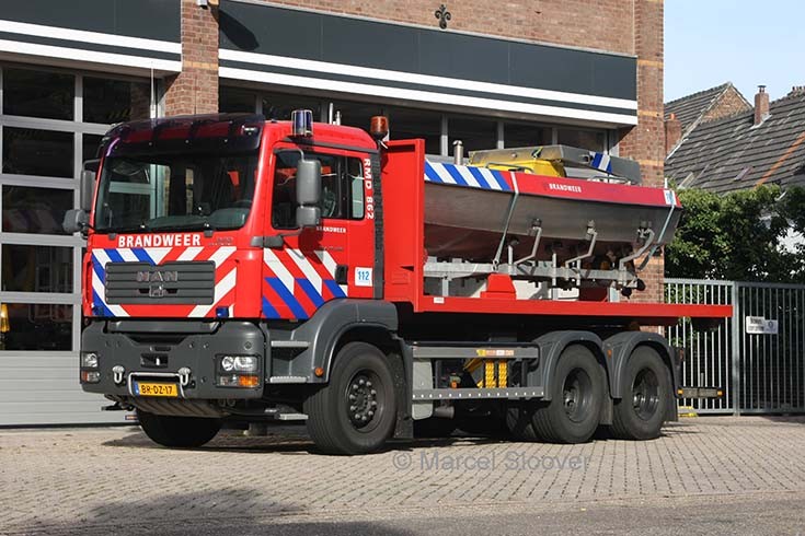 Fire Engines Photos - Roermond RMD862 MAN Prime mover