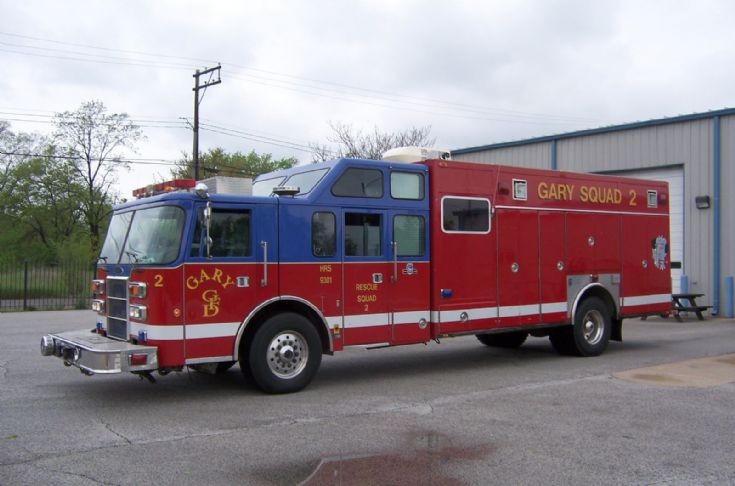 Fire Engines Photos - Gary, Indiana Squad 2