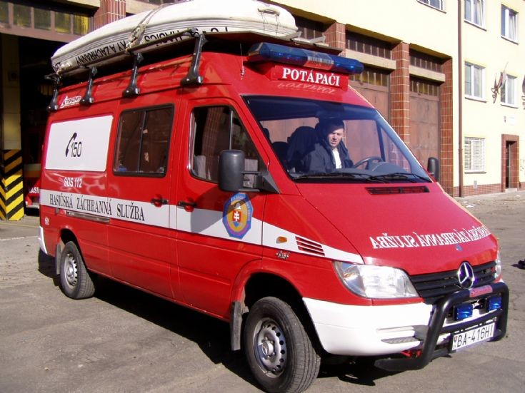 Fire Engines Photos - MERCEDES BENZ 316 CDI SPRINTER