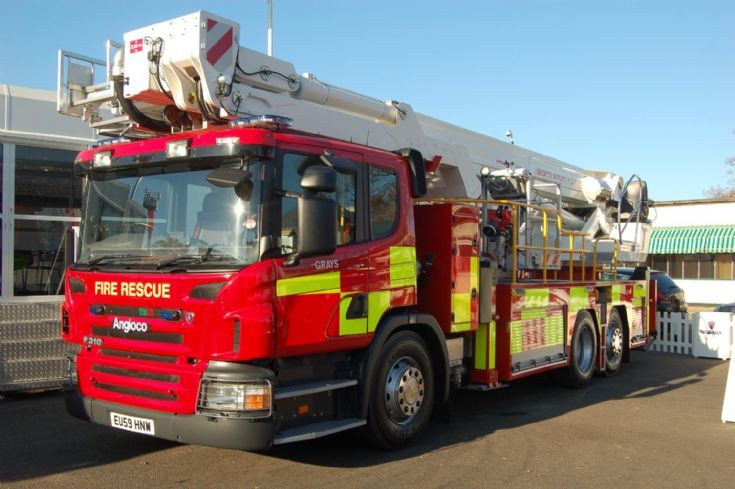 Fire Engines Photos - Essex Alp Scania Bronto EU59 HNW