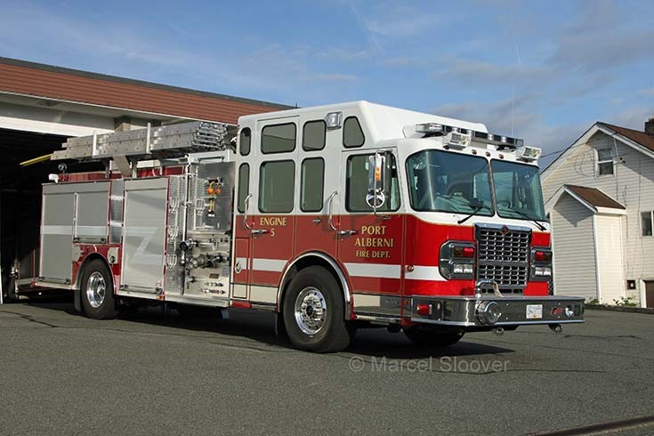 Fire Engines Photos - Port Alberni Engine 5 Spartan