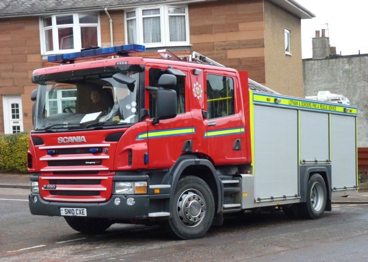 Fire Engines Photos - Lothian and Borders FRS WRL/ET SN10CXE