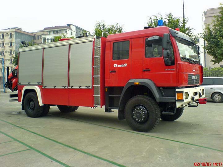 Fire Engines Photos - Yonghe Fire Brigade China Rescue Vehicle