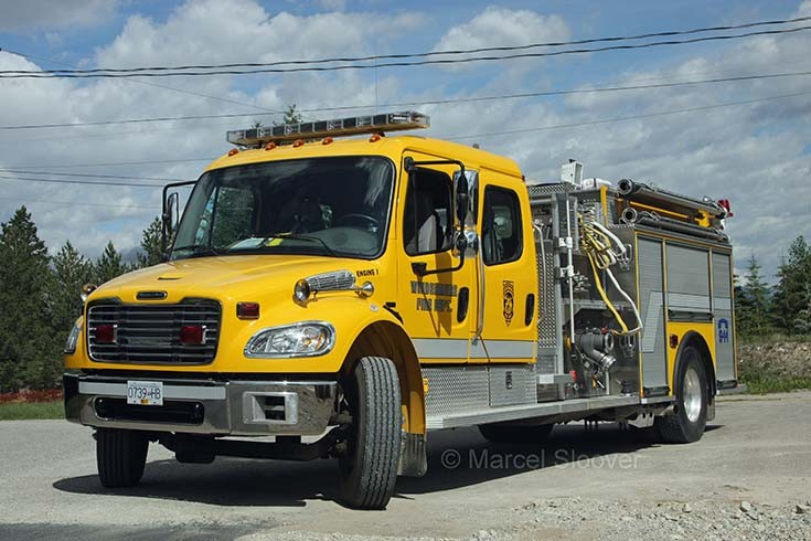 Fire Engines Photos - Engine 1 Windermere BC Canada Fire dept