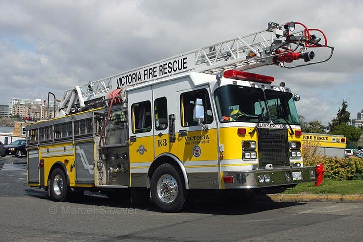Fire Engines Photos - Engine 3 Spartan Anderson Victoria BC Fire dept.