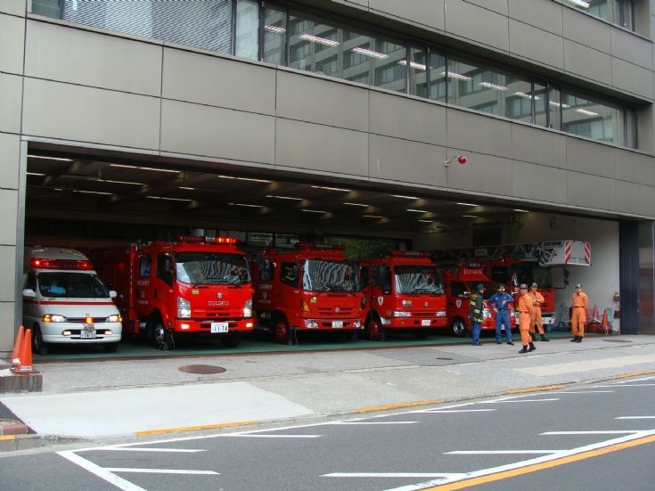 Fire Engines Photos - Tokyo Fire Department