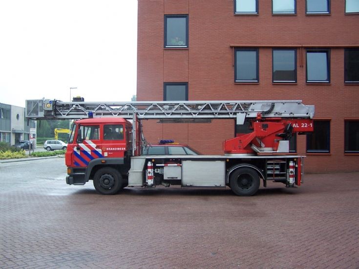 Fire Engines Photos - Daf Ladder Rotterdam FB