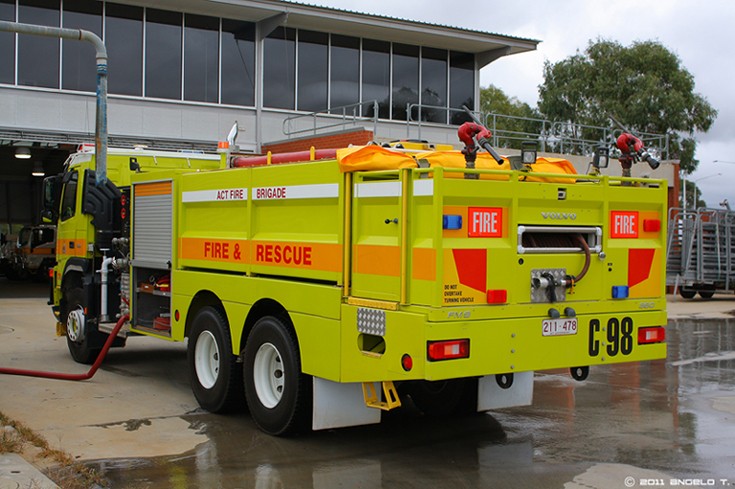ACTFB Volvo FM9 tanker - C98, Canberra Australia