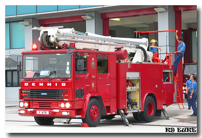 Fire Engines Photos - Dennis/Saxon Simon Snorkel HP Hong Kong