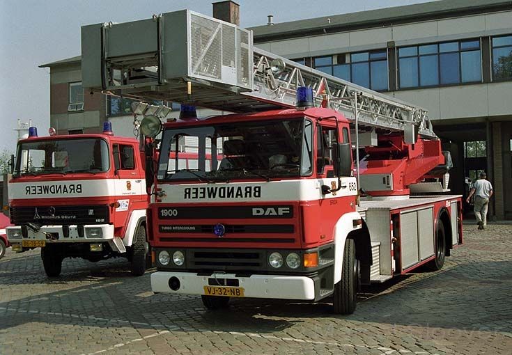 Brandweer Breda DAF 1900 Metz