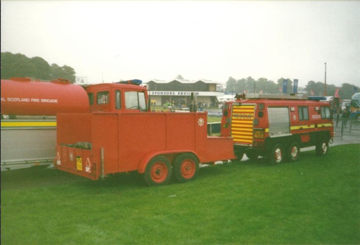 Fire Engines Photos - BP Grangemouth H736TLS at Truckfest