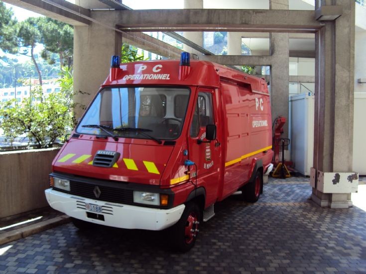 Fire Engines Photos - Monaco's Renault fire truck.