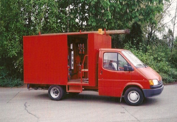 Fire Engines Photos - Material van Ford Transit Ford New Holland