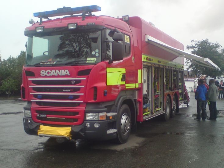 Fire Engines Photos - Photo of Nottinghamshire Specialist Rescue Unit