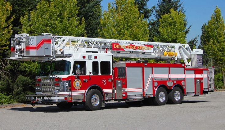 Fire Engines Photos - Delta, BC Canada Spartan Smeal