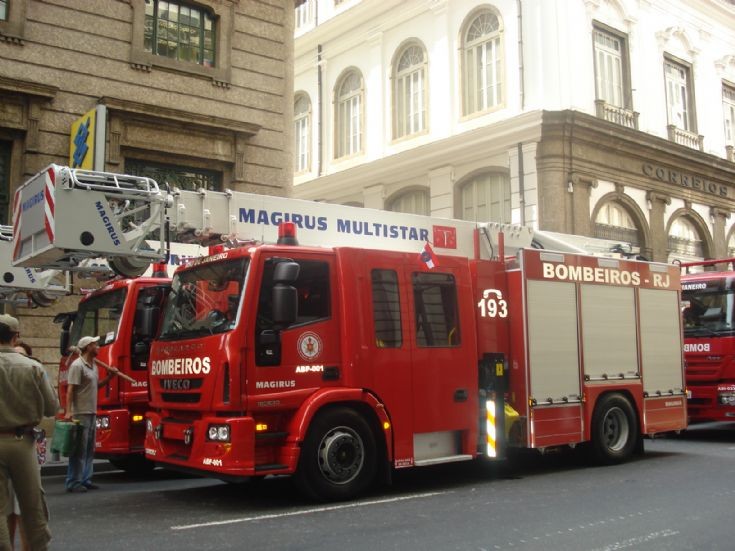 Fire Engines Photos - IVECO Magirus Multistar bombeiros Rio de Janeiro