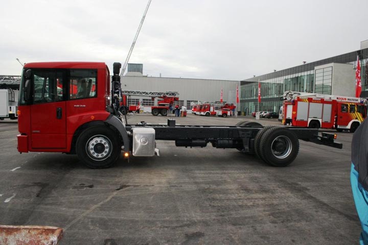 Fire Engines Photos - London Fire Brigade New TL