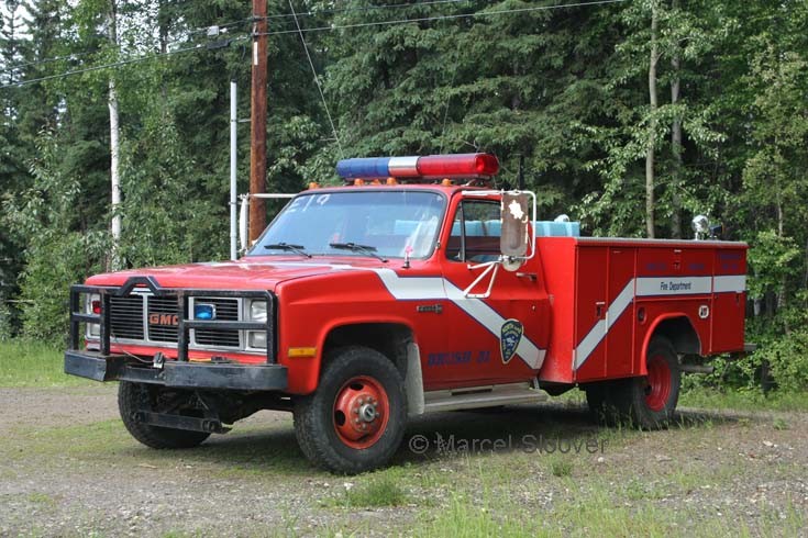 Fire Engines Photos - Brush 31 North Star Alaska GMC