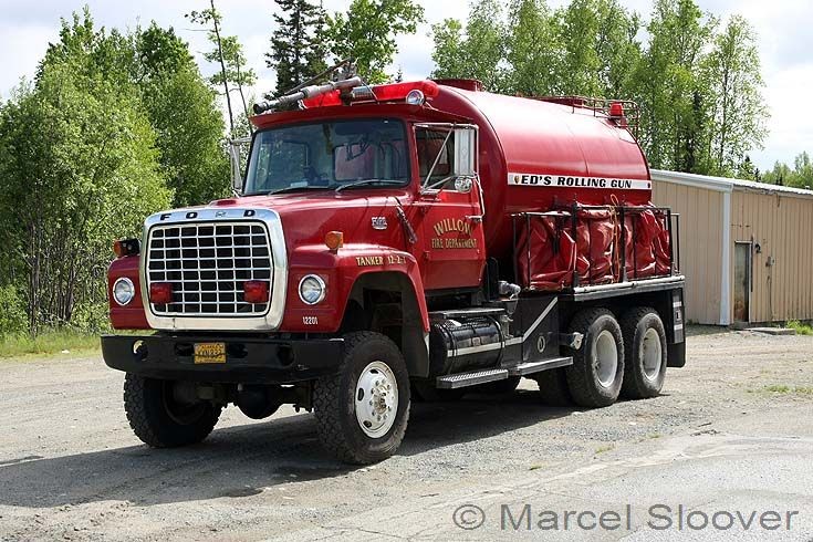 Fire Engines Photos - Willow Fire department Alaska Ford tanker