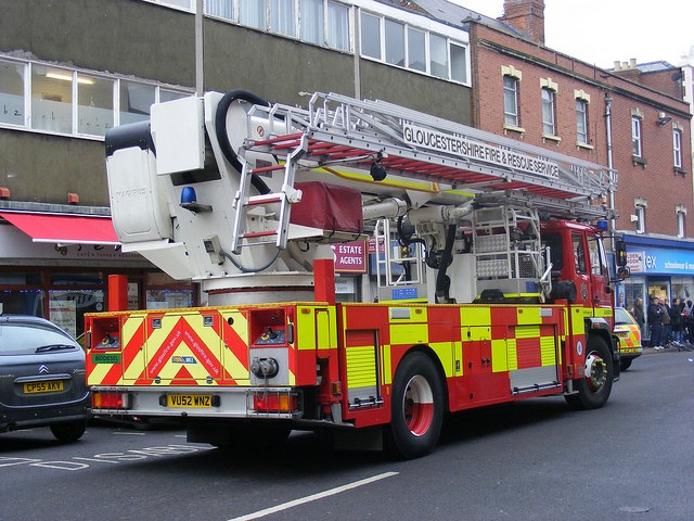Fire Engines Photos - Gloucesters ALP VU52 WNZ
