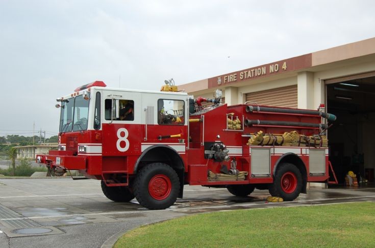 Fire Engines Photos - USAF KME P24 Pumper Japan