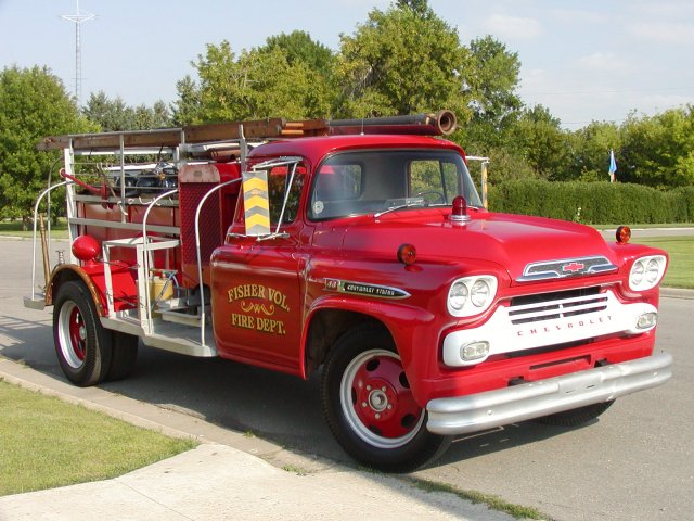 Fire Engines Photos - Fisher Fire 1959 Chevrolet - Darley Pumper