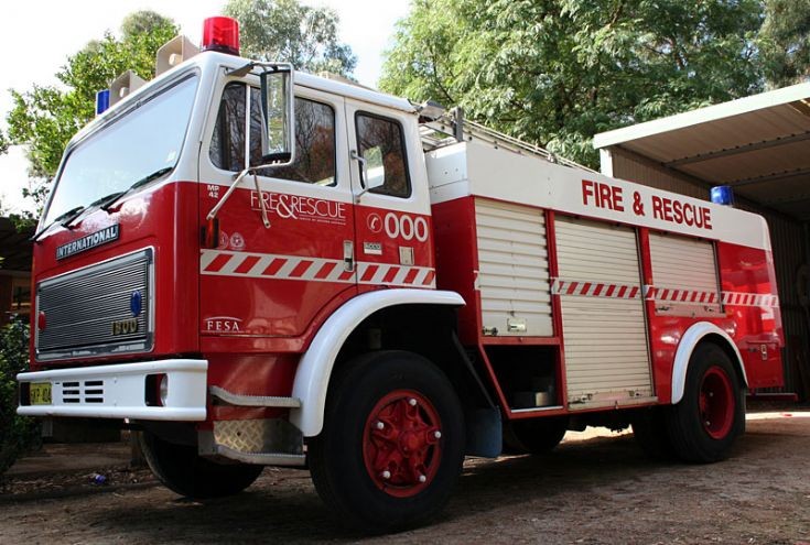 Fire Engines Photos - Western Australia - Acco