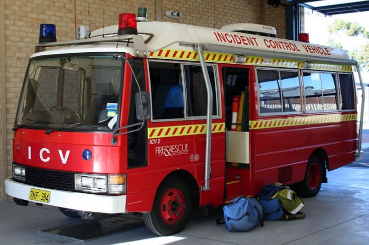 Fire Engines Photos - Western Australia - Incident Control