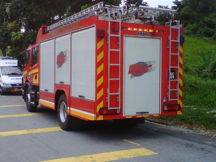 Fire Engines Photos - Malaysia - Scania Fire Rescue Tender back