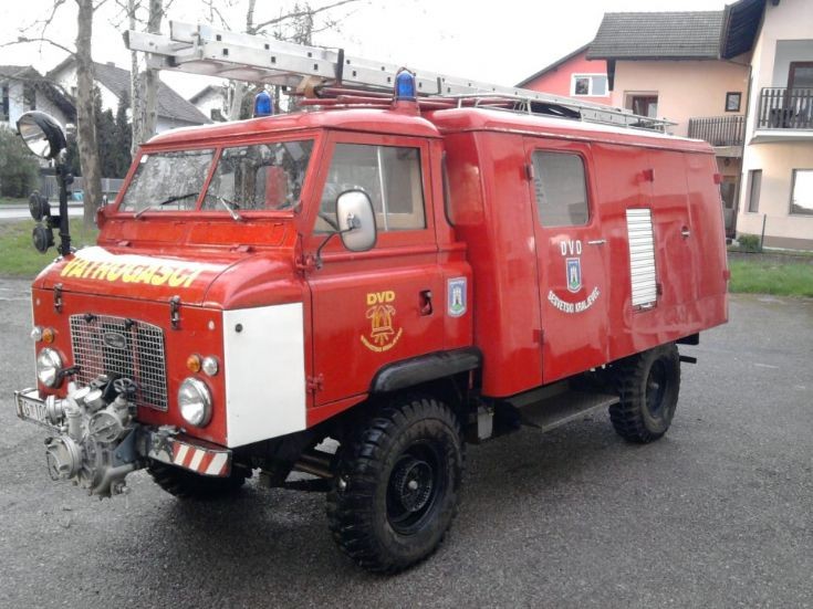 Land Rover Forward Control 2B fire truck
