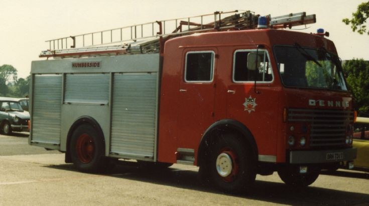 Fire Engines Photos - Humberside Dennis R Series WL