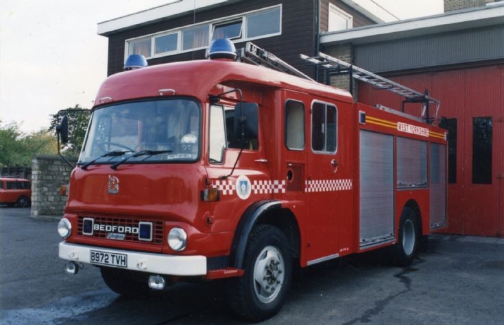 Fire Engines Photos - West Yorkshire Bedford/Angloco WL