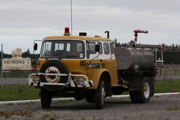 Fire Engines Photos - New Zealand Bedford NZ Forest Service