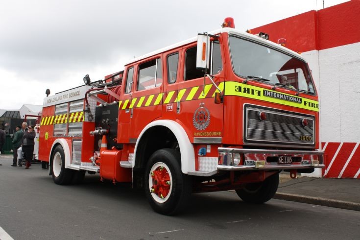 Fire Engines Photos - New Zealand International - KE3385