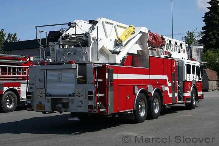 Fire Engines Photos - ALF LTI Ladder 3 Anchorage Fire dept back