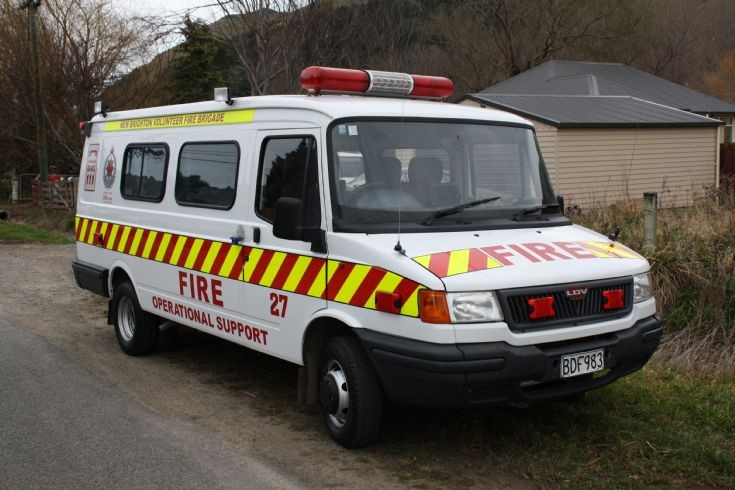 Fire Engines Photos - New Zealand LDV - BDF983