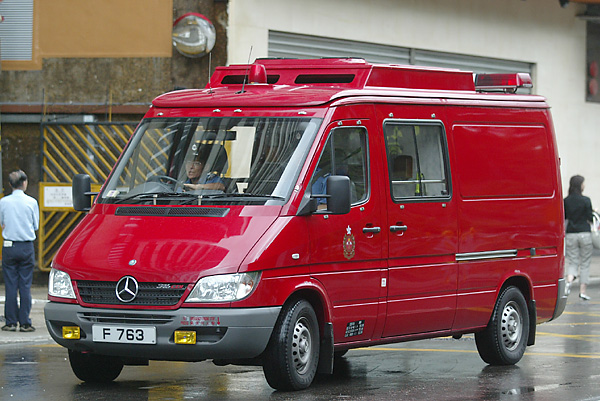 Fire Engines Photos - Mercedes Sprinter Workshop Van Hong Kong