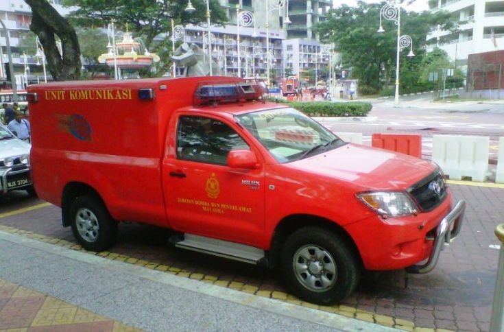Fire Engines Photos - Malaysia Fire & Rescue - Communications Unit