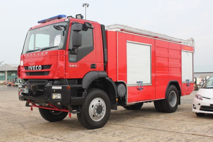 Fire Engines Photos - Fire 7 during arrival Iveco Brunei