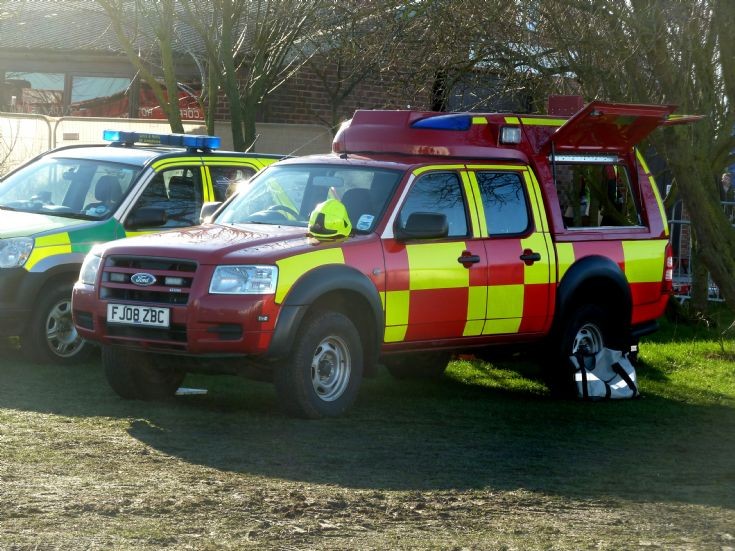 Fire Engines Photos - Notts Fire & Rescue Ford Ranger