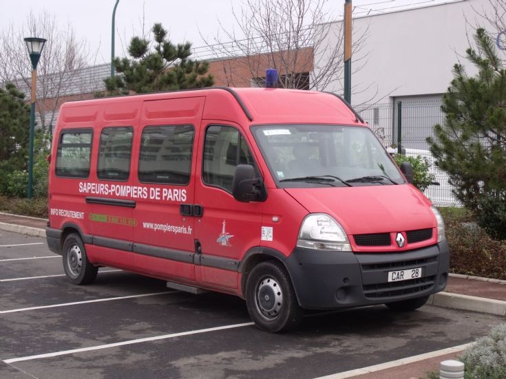 Fire Engines Photos - Renault Master CAR 28