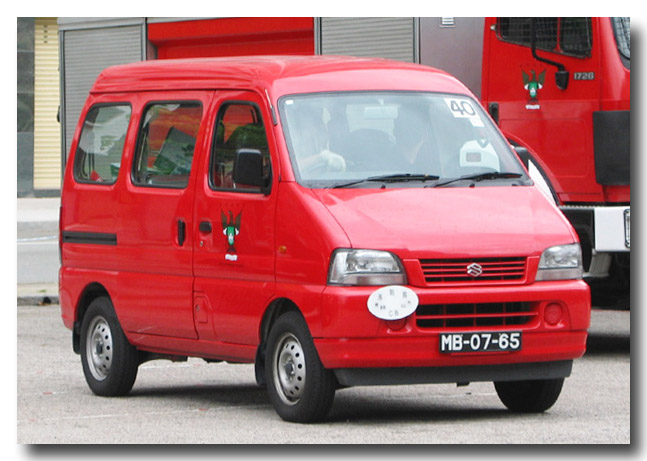 Suzuki mini fire van