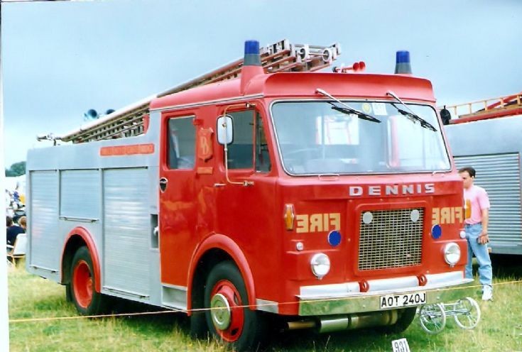 Hampshire Dennis D series WrL JAG petrol