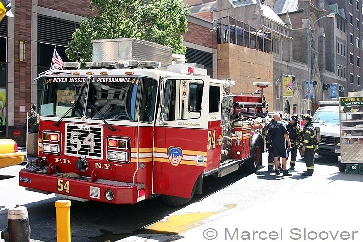 Fire Engines Photos - Engine 54 Manhattan New York Fire dept