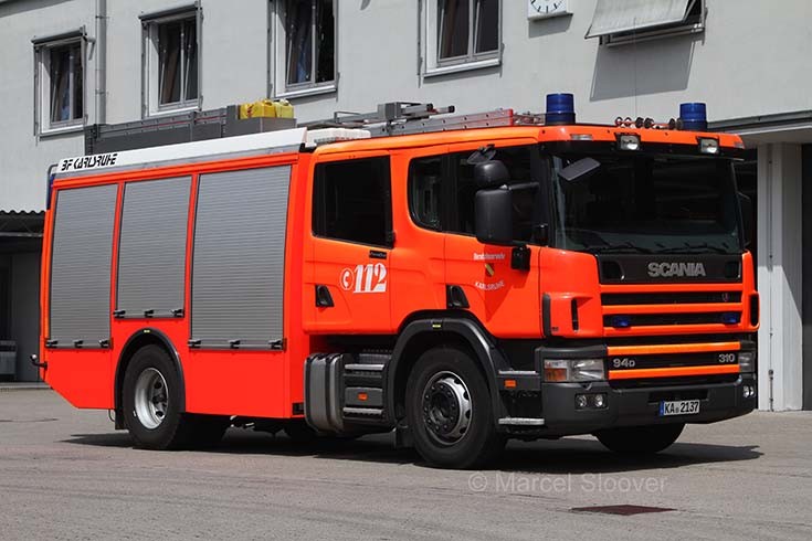 Fire Engines Photos - BF Karlsruhe Scania 94D310 Rosenbauer HLF