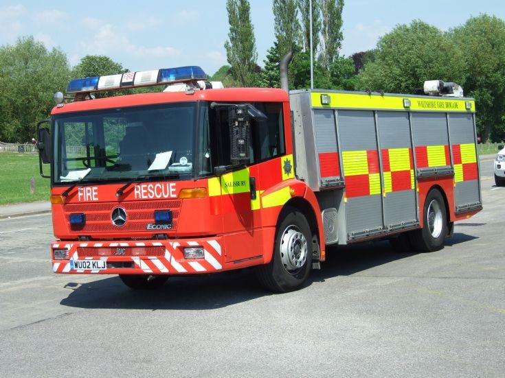 Fire Engines Photos - Mercedes Econic - JDC Salisbury