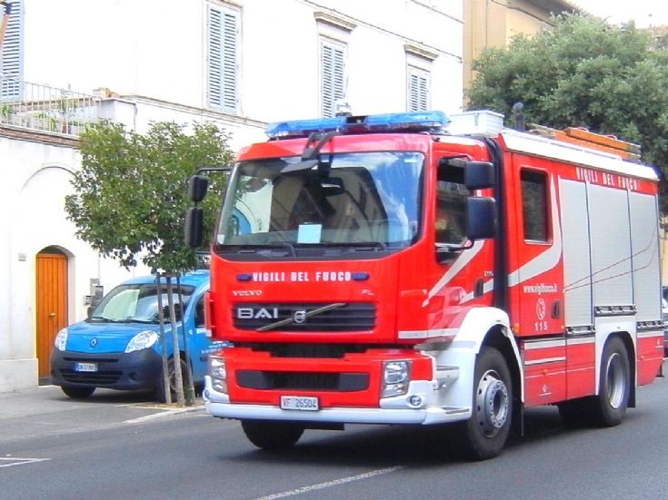 Fire Engines Photos - City of Siena,italy,Volvo pump,