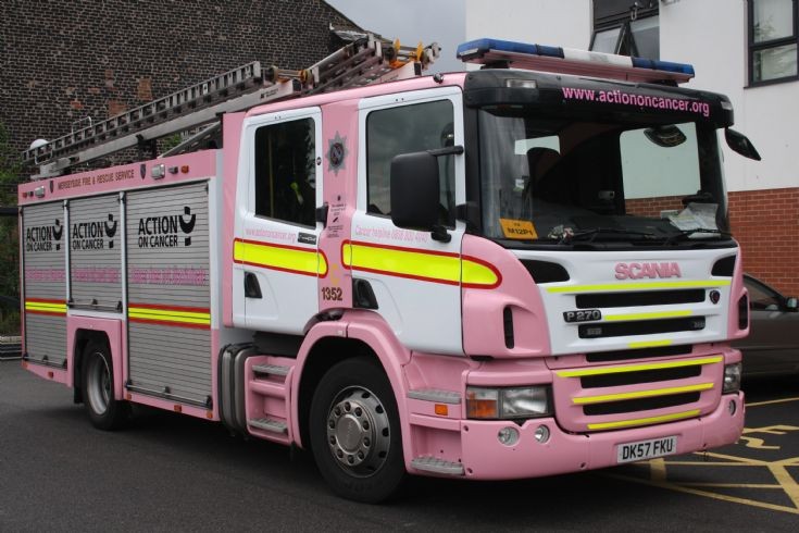 Fire Engines Photos - Scania P270/TVAC WrL DK57FKU